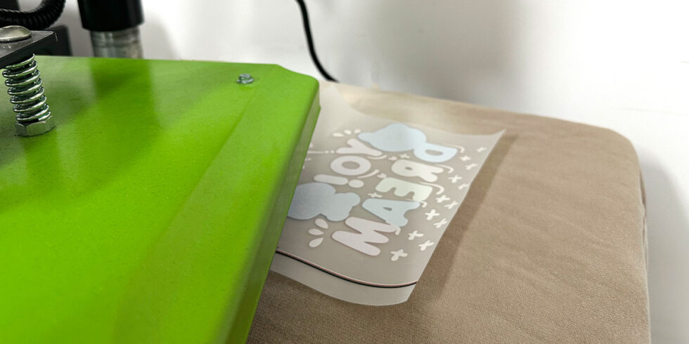 What is Direct-to-Film (DTG) Transfer or Printing? - JetPrint