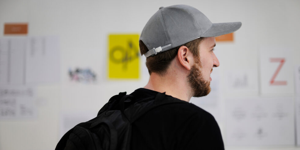 Trucker Hat vs. Baseball Cap: Which is Best for Your Style? - JetPrint