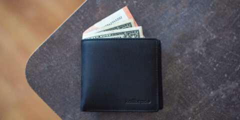 What’s the Difference Between a Purse and a Wallet? - JetPrint